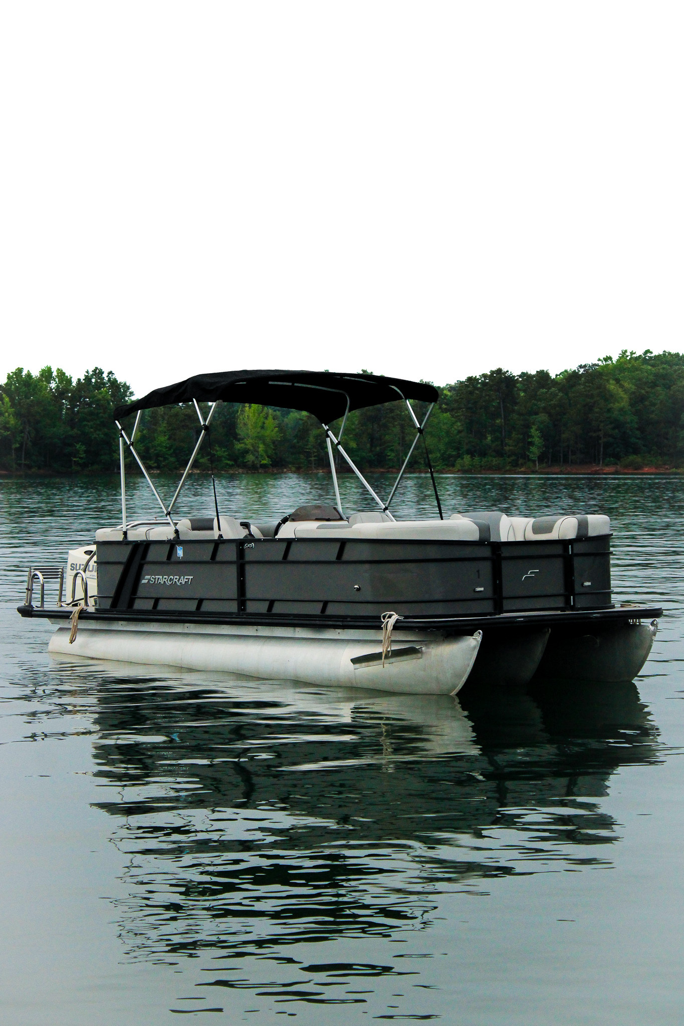 Starcraft Tritoon (12 seats) | Davis Boat Rentals