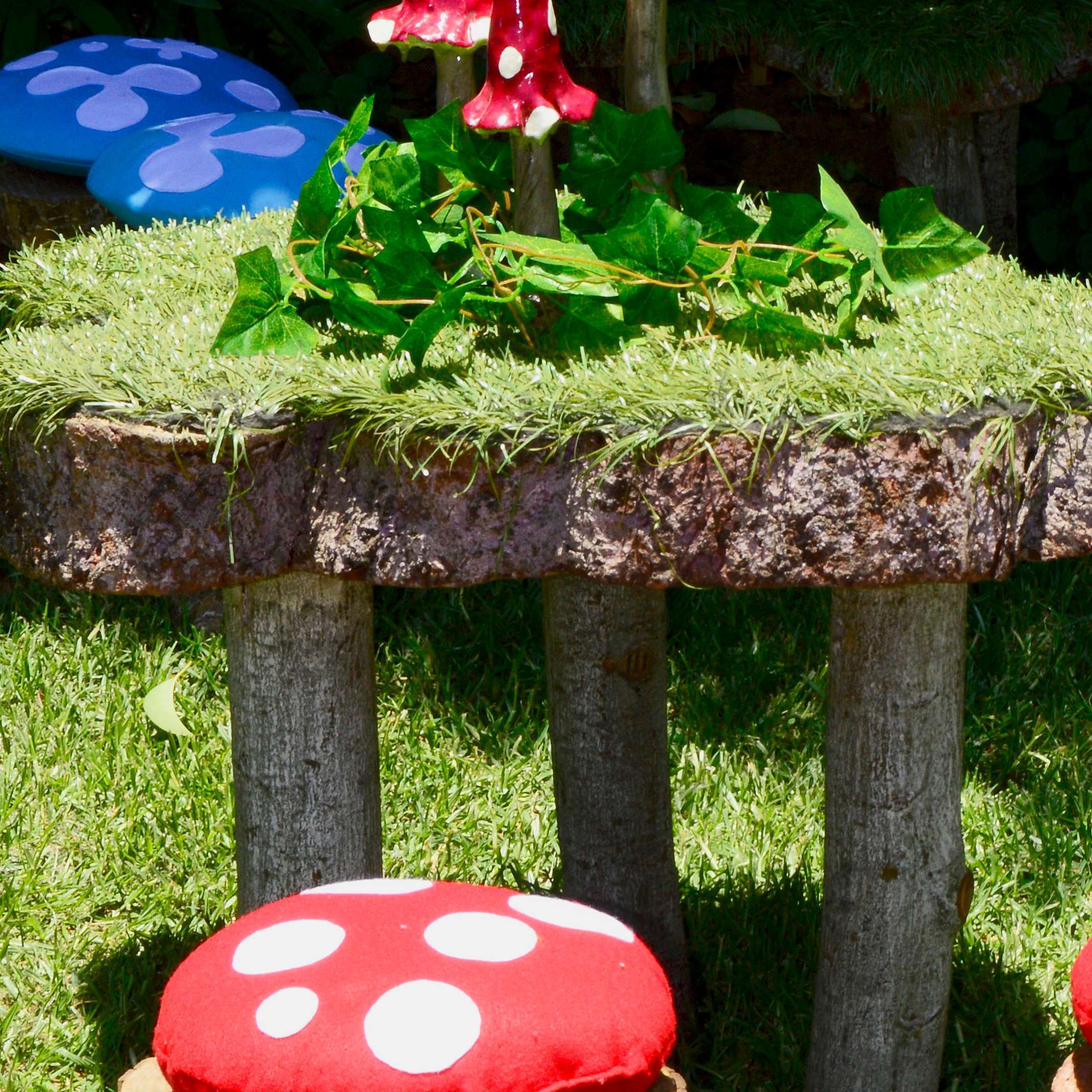 S214 Kiddies Grass Fantasy Table - 4 Kids Seater | Dazzling Props