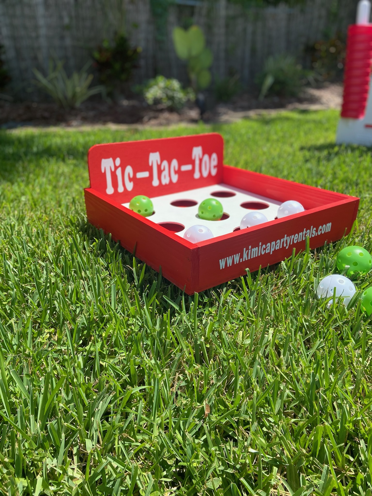 Tic Tac Toe ball throw | Kimica Party Rentals