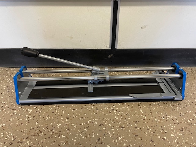 1/2-in Manual Ceramic Tile Cutter | Leduc/rental/Haus/house/tool/repair ...