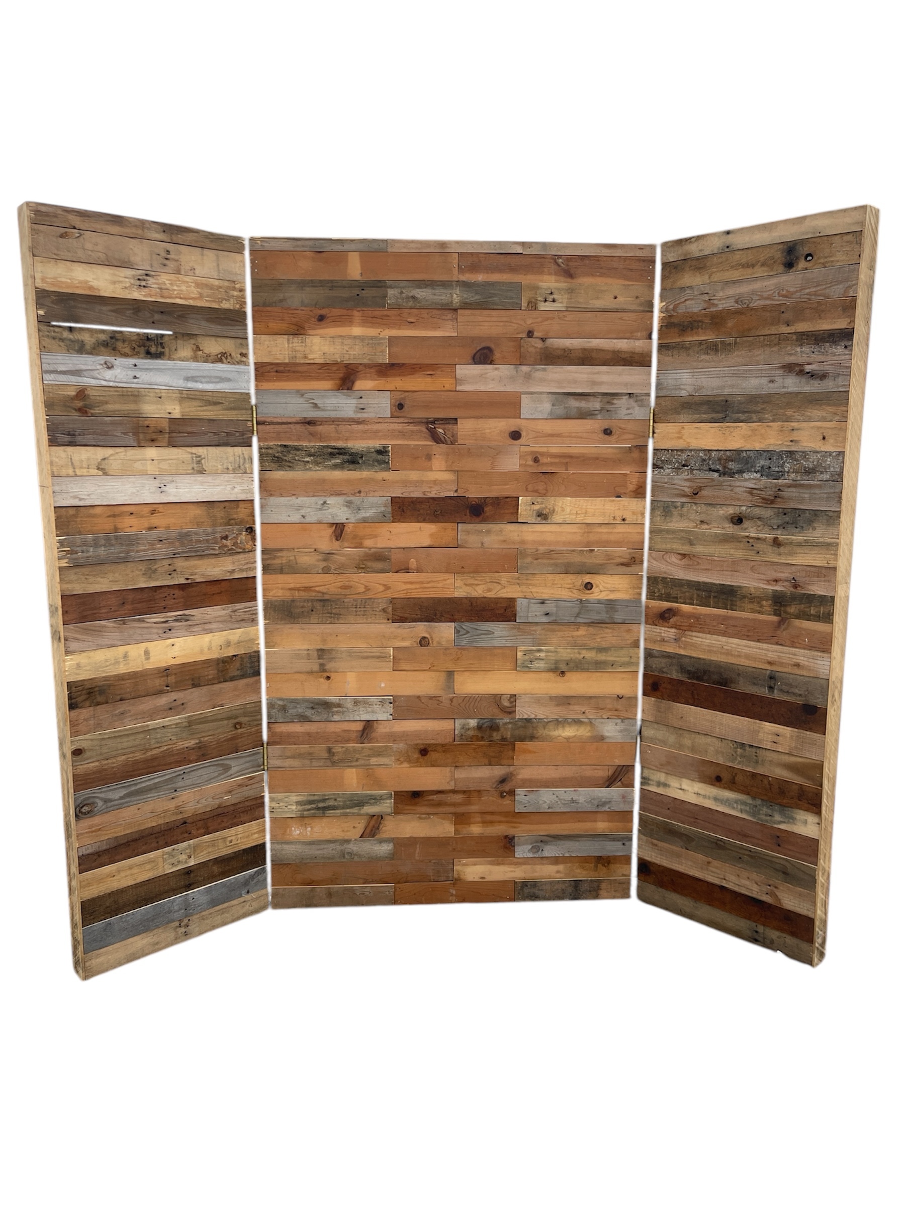 Backdrop - Rustic Natural Wood Tri-Fold Rental | Burlap to Black Tie, LLC