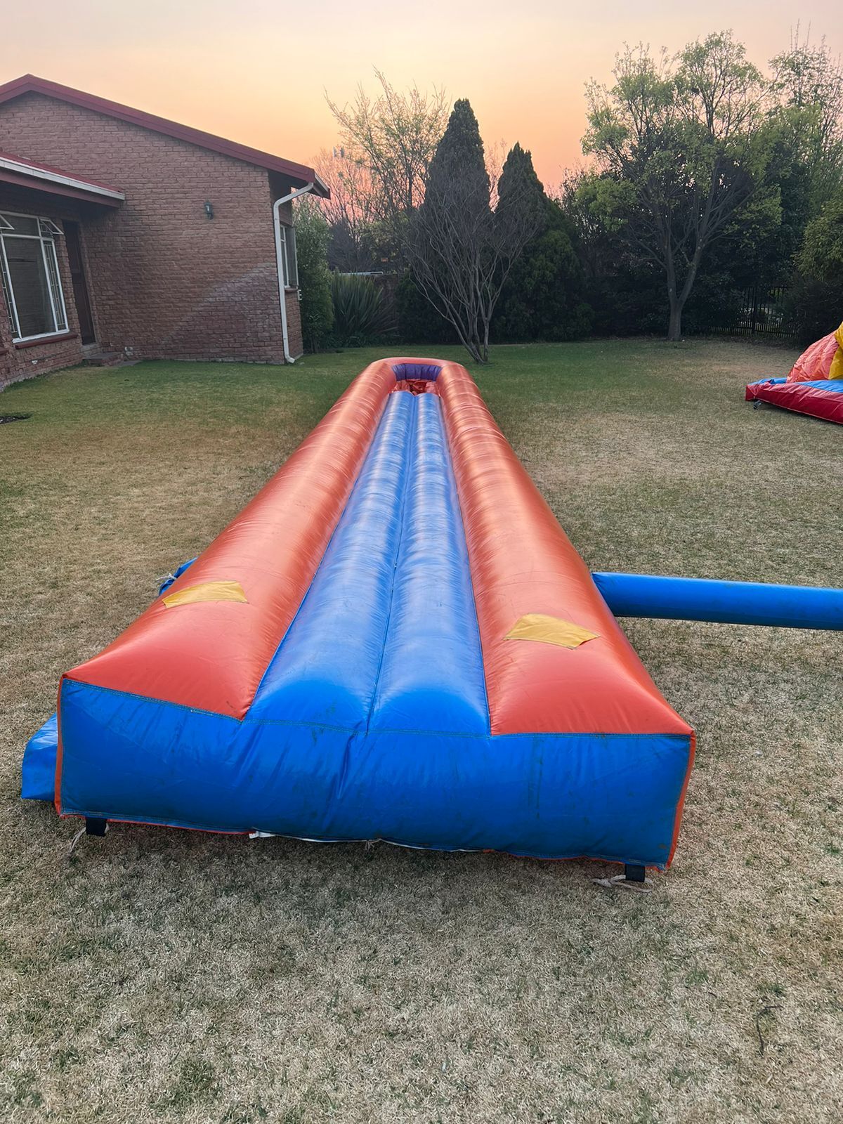 Gladiator Obstacle Course | Nellies Jumping Castles