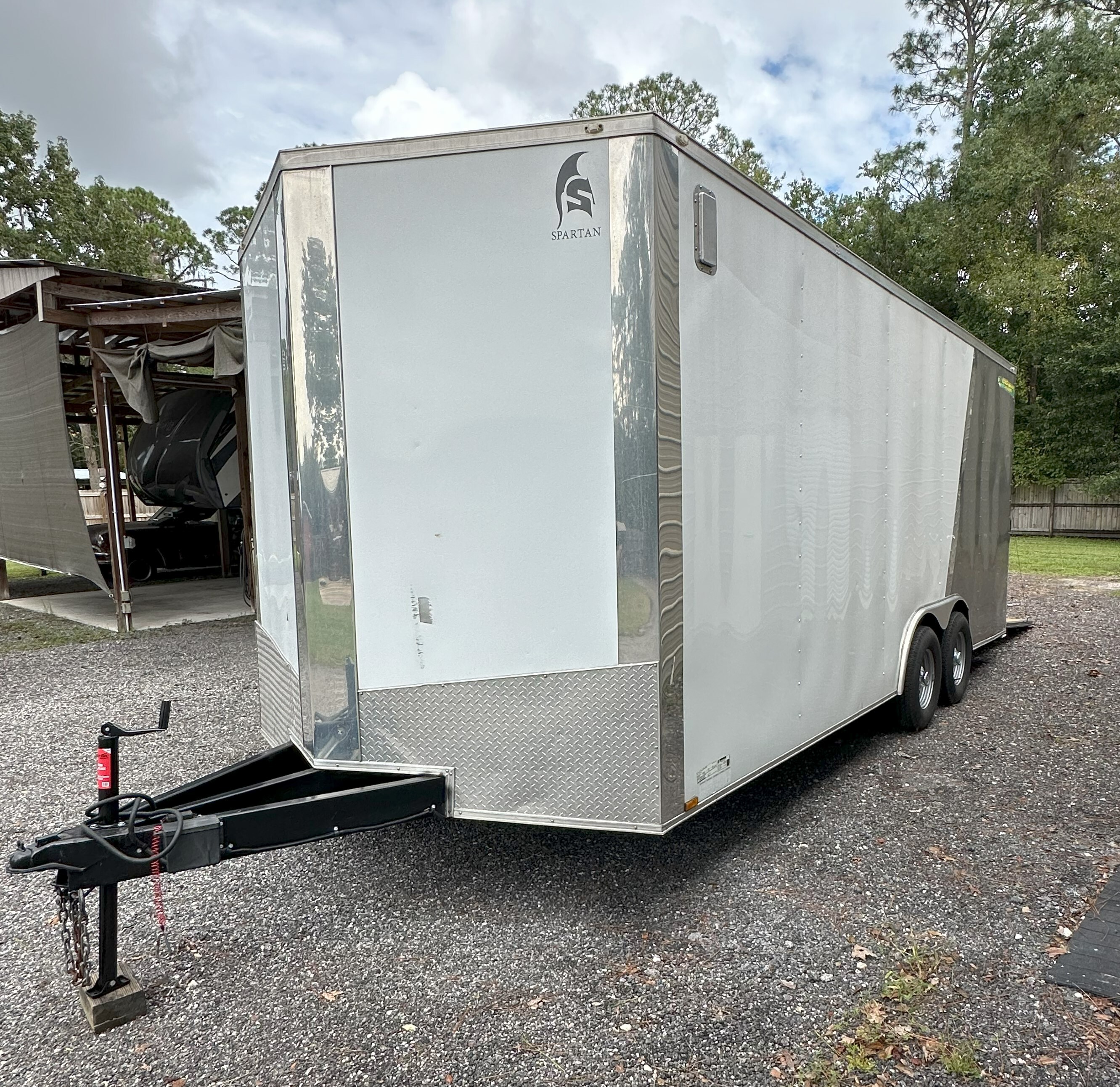 20' Enclosed Trailer | Rolling Rental LLC