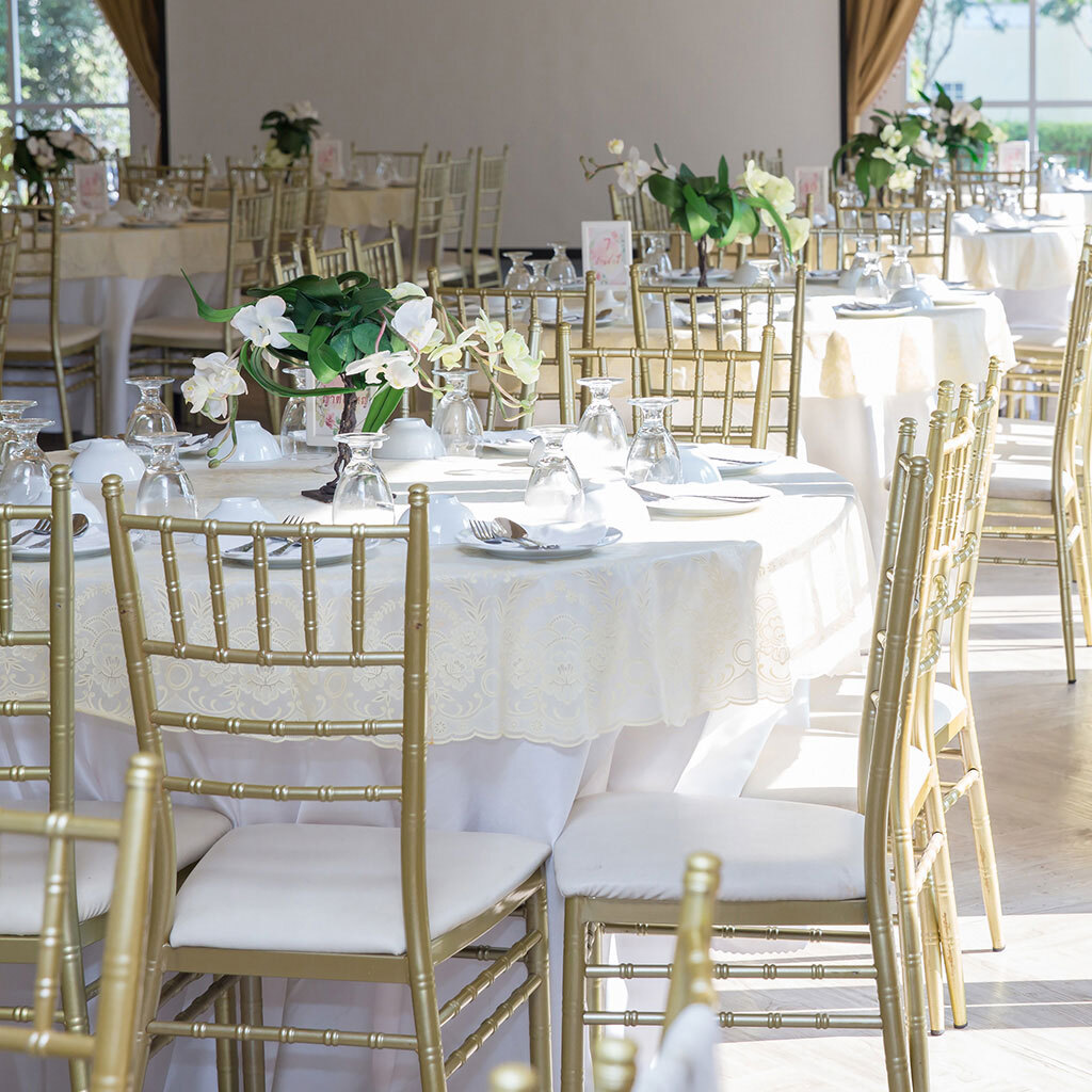 200 Gold Chiavari Chairs with Ivory Vinyl Cushion | Tuckers Party ...