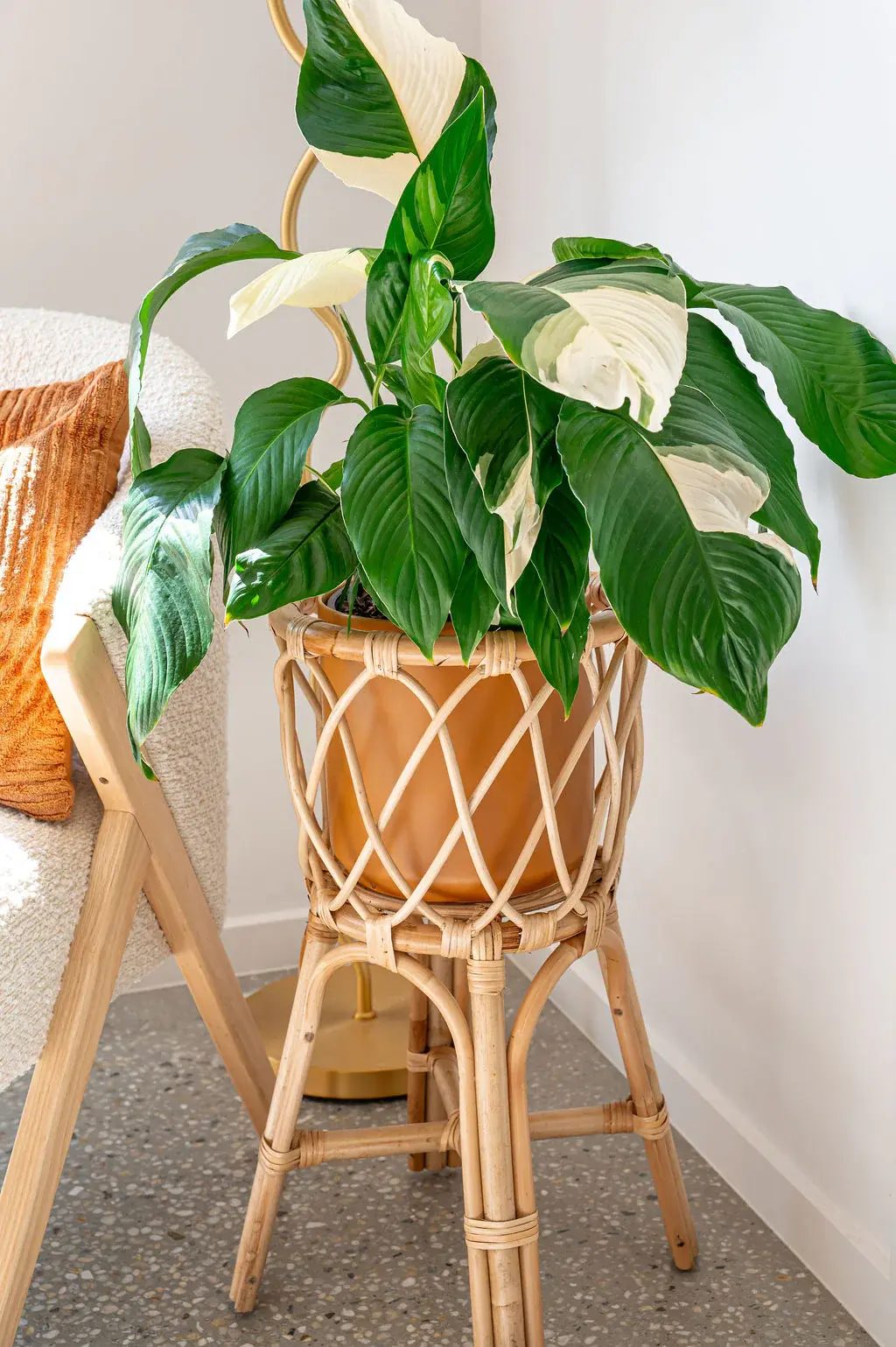 Wicker Plant Stand | Valley Decors