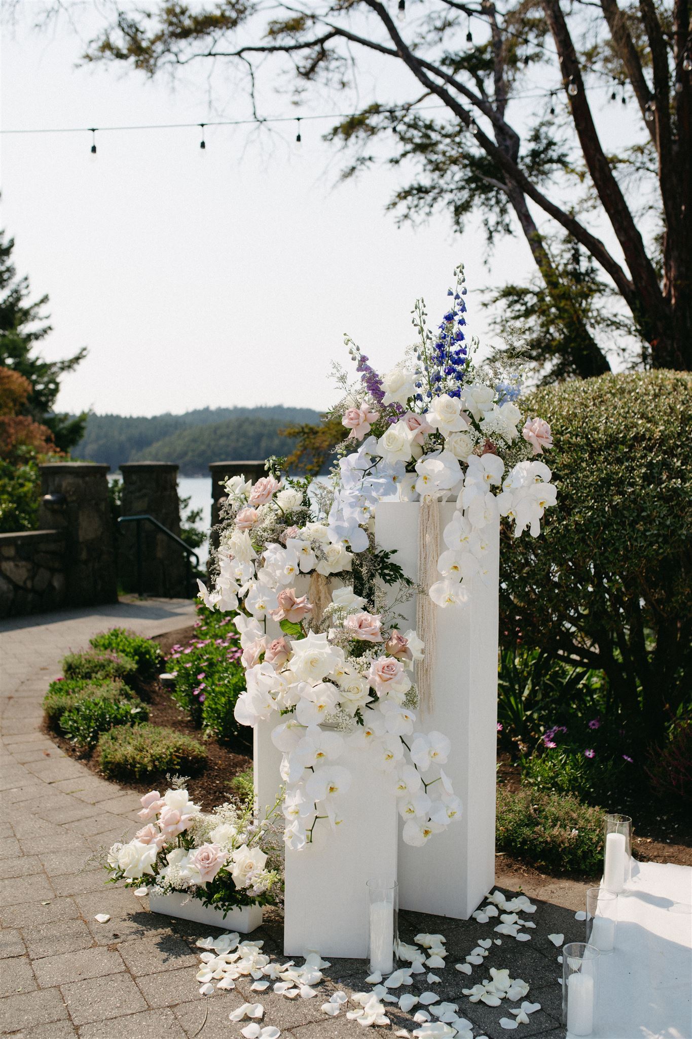 Wooden Wedding Pillars for rent Victoria, BC | BLUE.