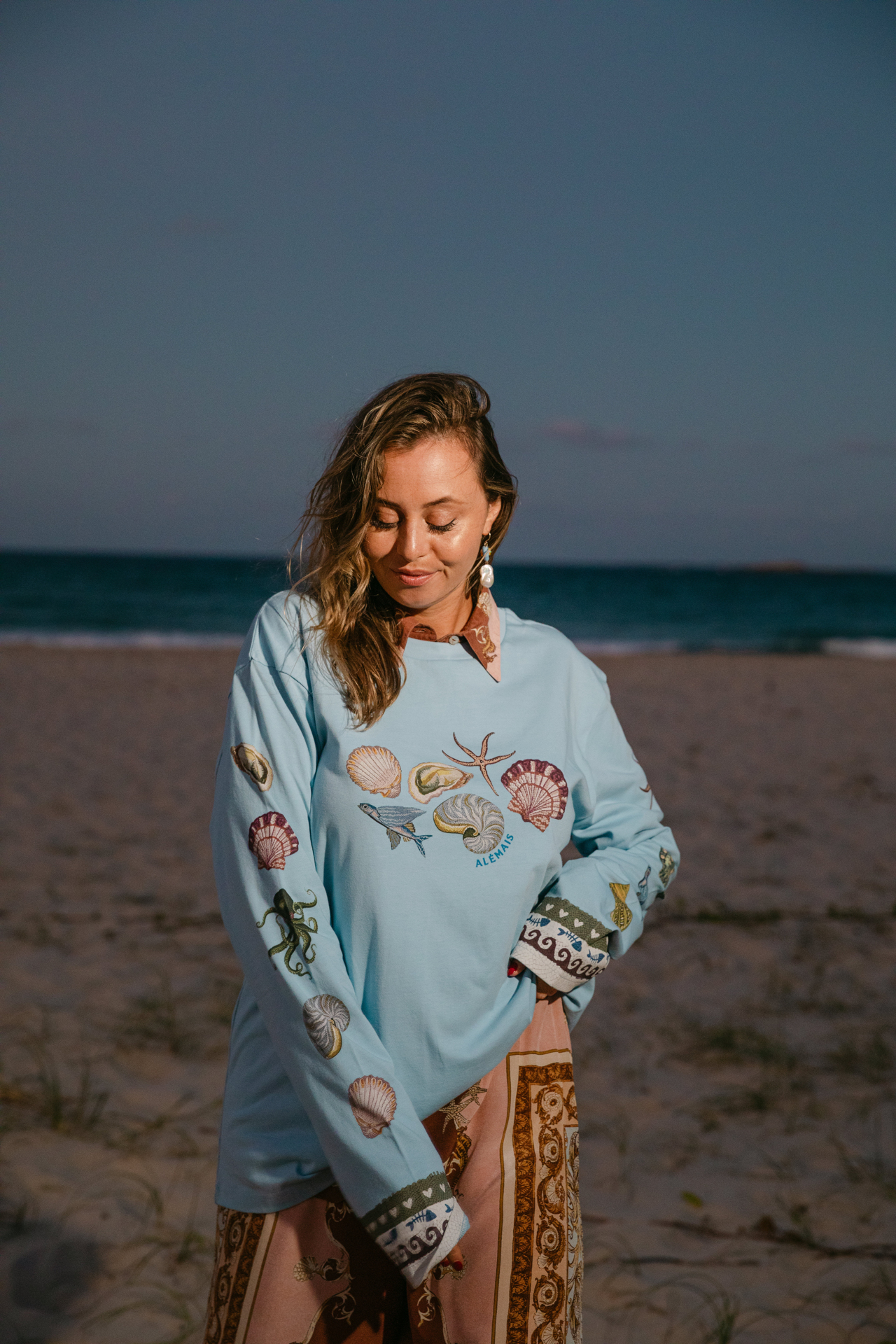 Alémais Bath House Tee | Conscious Curations