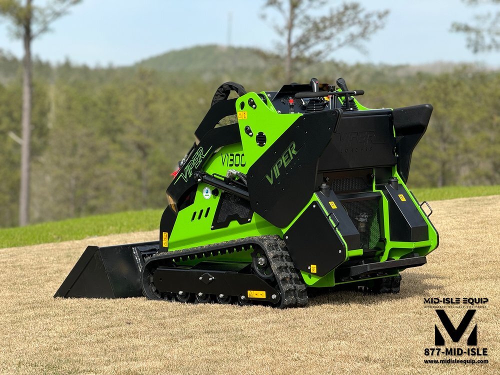 Viper V1300X Mini Skid Loader | Mid-Isle Equipment