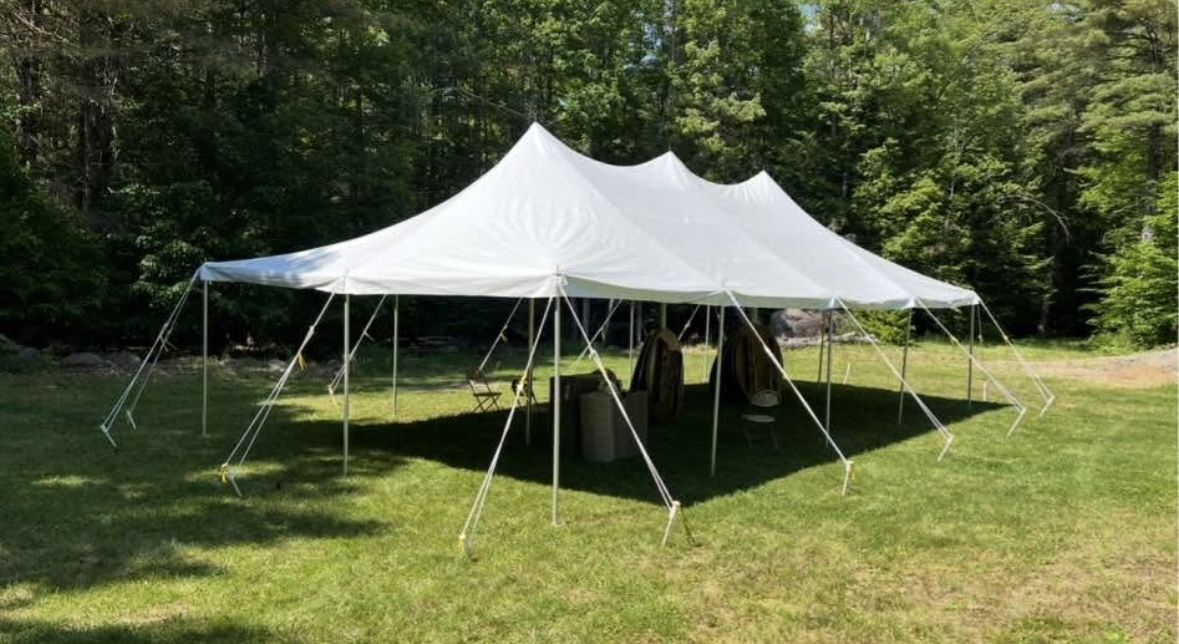 20'x40' Party Package with 5' Round Tables | Clover & Co Event Rentals