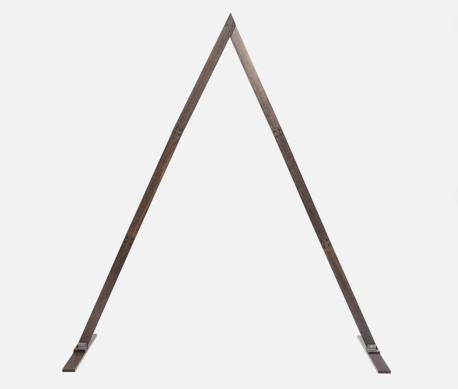 Triangle Arch | Firefly Event Rentals Table and Chairs