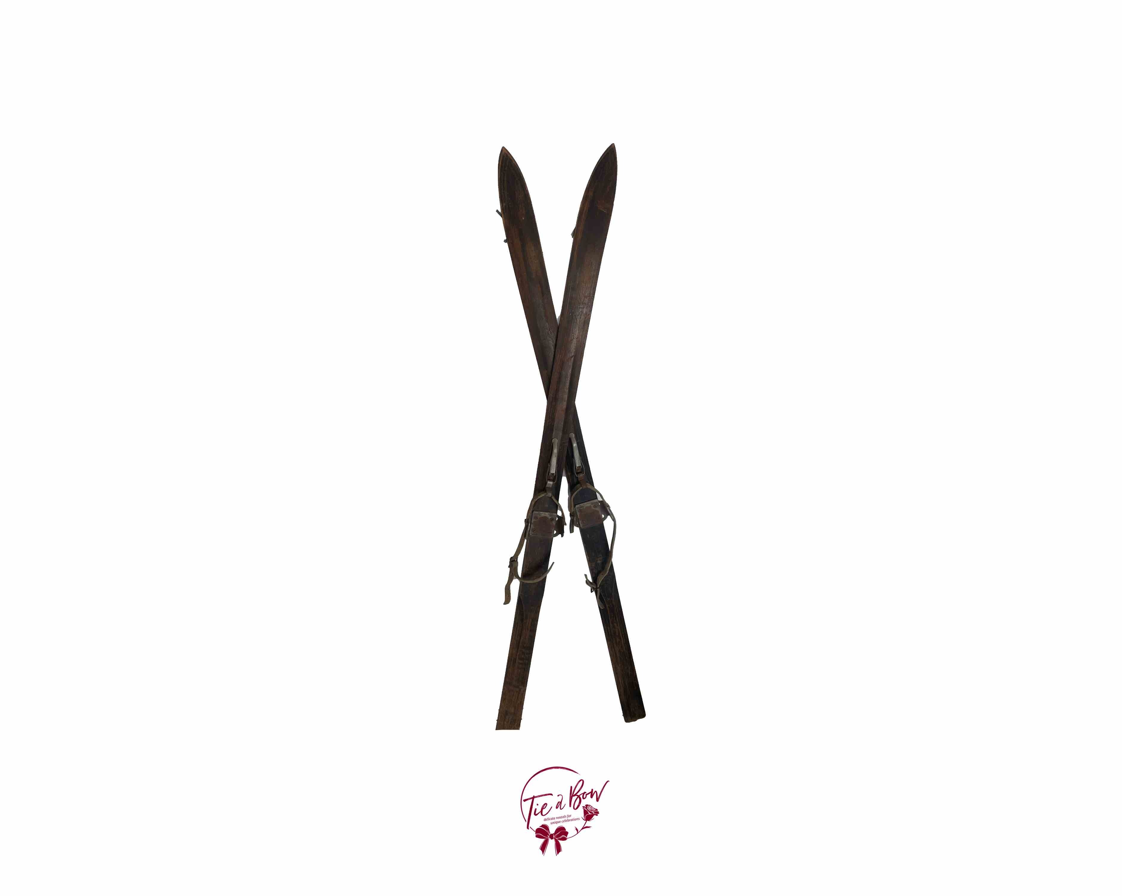 Skiis (Large) | Tie a Bow Rentals