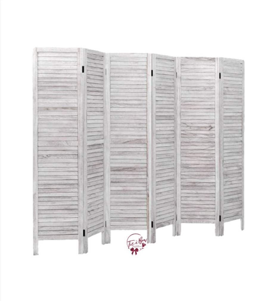 Rustic Privacy Screen | Tie a Bow Rentals