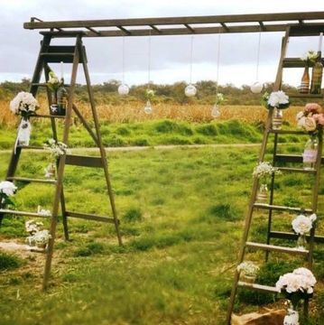 The Rustic Ladder Arch | Little Miss Vintage