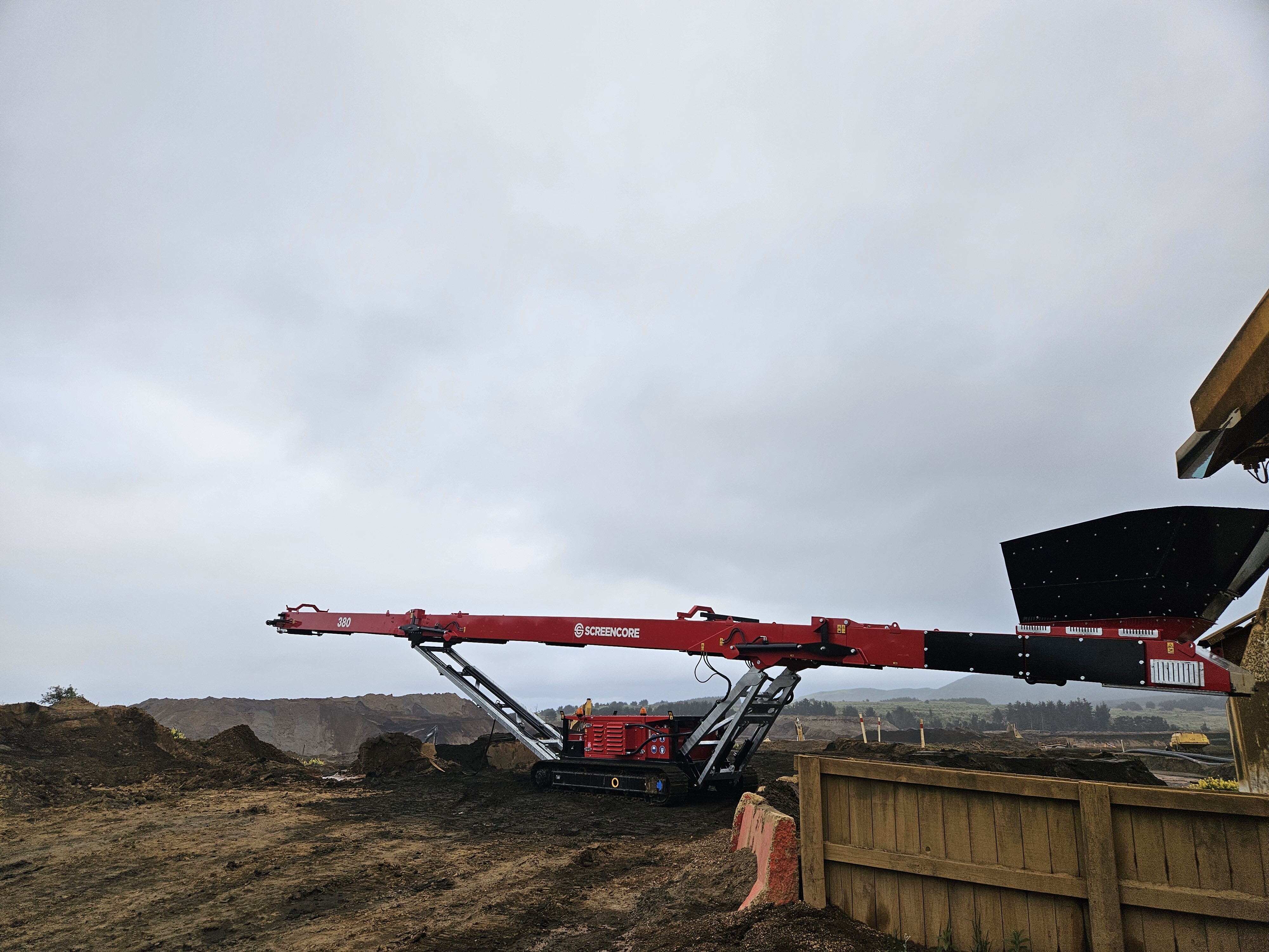 380 Tracked Stacker | Holden Heavy Hire Ltd