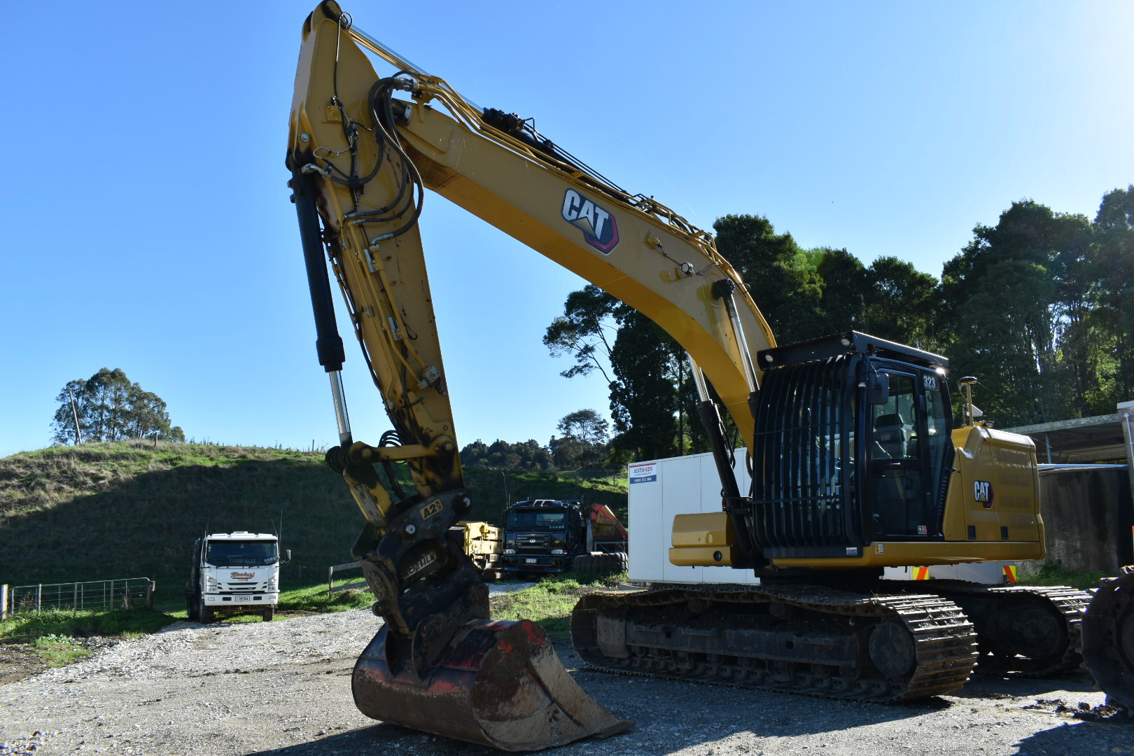 Cat 323 Next Gen | Holden Heavy Hire Ltd