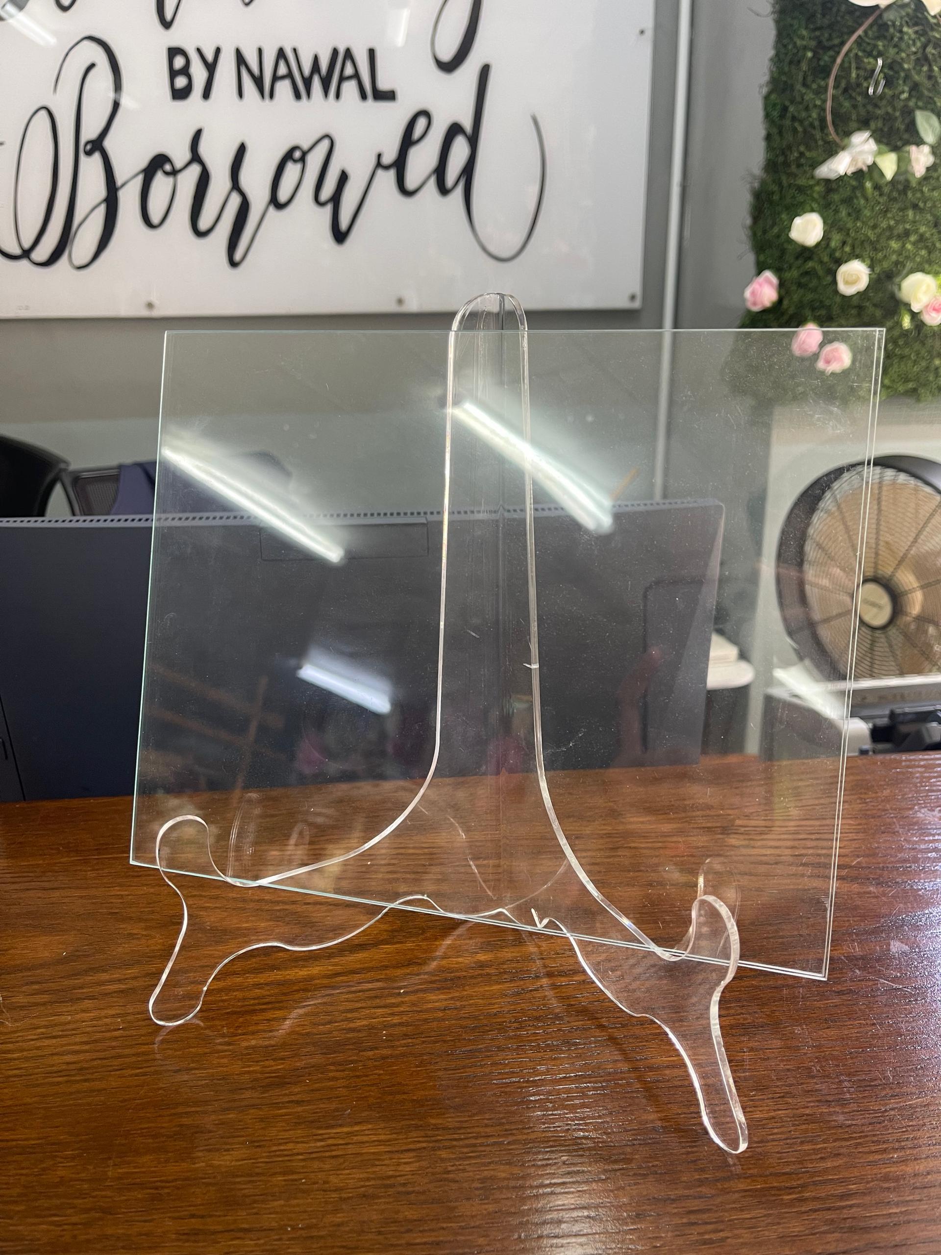 Acrylic Frame Stand | HOUSEOFSIX PLT 202204002402 (LLP0032689-LGN)