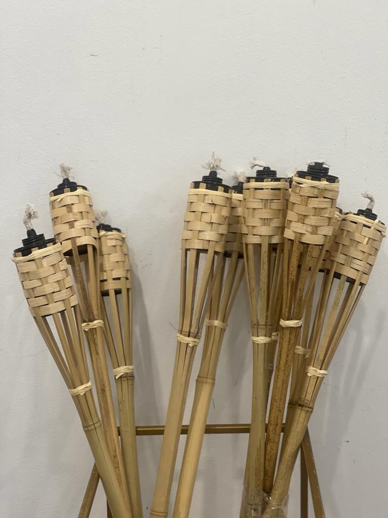 Pelita (Sumbu) with stand | HOUSEOFSIX PLT 202204002402 (LLP0032689-LGN)