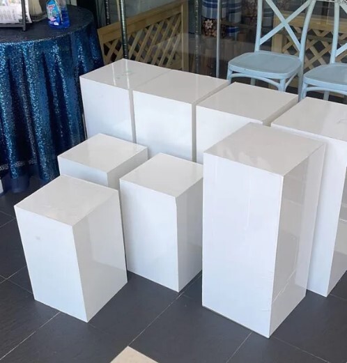 Acrylic Box White | HOUSEOFSIX PLT 202204002402 (LLP0032689-LGN)