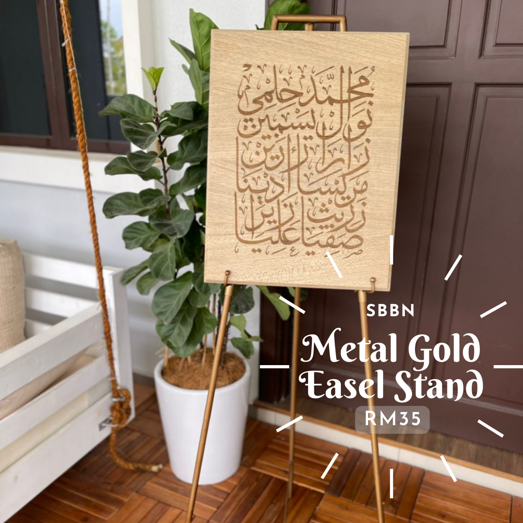 (CYB) Metal Gold Easel Stand | HOUSEOFSIX PLT 202204002402 (LLP0032689-LGN)