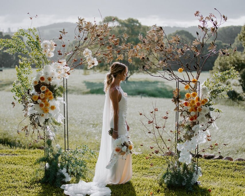 Wedding black matte arbour plinth set | Getzhire - Party Hire Equipment ...